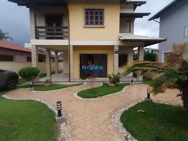 Casa / Sobrado para Locação em Florianópolis/SC Ingleses do Rio Vermelho 3 Quartos
