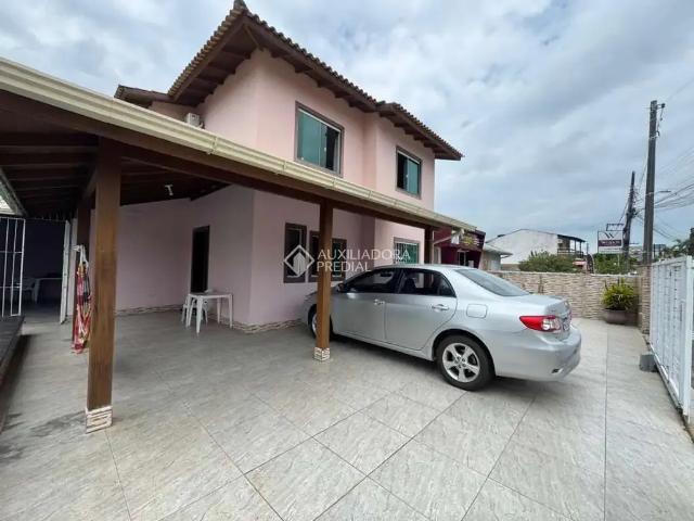 Casa / Sobrado para Locação em Florianópolis/SC Ingleses do Rio Vermelho 3 Quartos