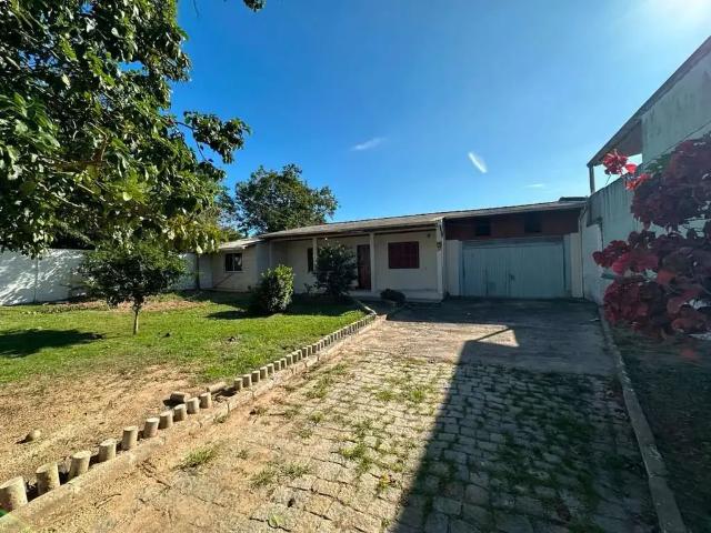 Casa / Sobrado para Locação em Florianópolis/SC Ingleses 3 Quartos