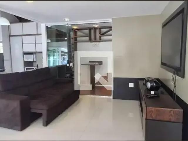 Casa / Sobrado para Locação em Florianópolis/SC Jurerê 4 Quartos