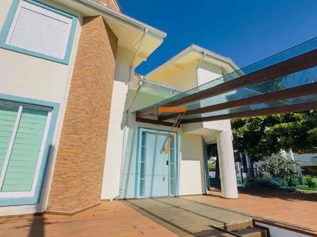 Casa / Sobrado para Locação em Florianópolis/SC Jurerê 4 Quartos