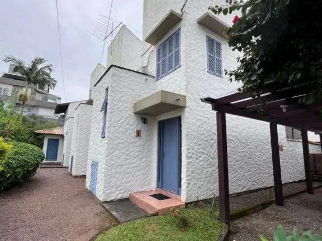 Casa / Sobrado para Locação em Florianópolis/SC Jurerê 2 Quartos