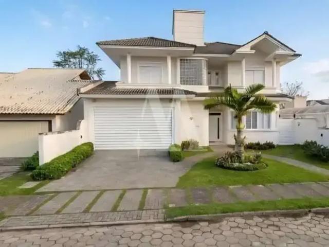 Casa / Sobrado para Locação em Florianópolis/SC Jurerê 3 Quartos