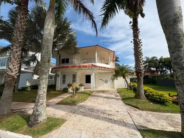 Casa / Sobrado para Locação em Florianópolis/SC Jurerê 3 Quartos