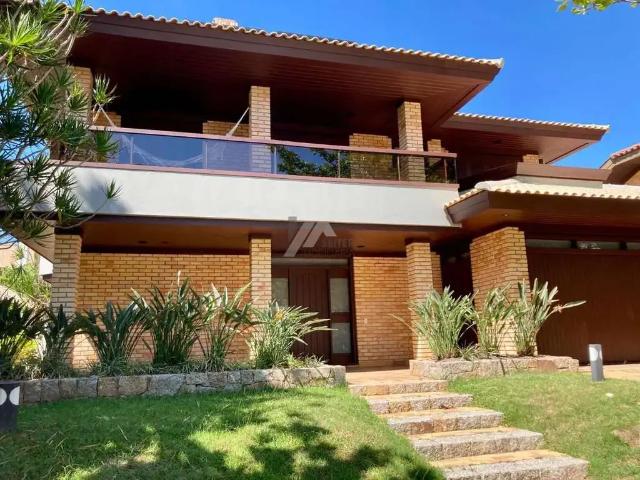 Casa / Sobrado para Locação em Florianópolis/SC Jurerê Internacional 4 Quartos