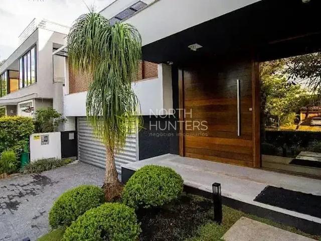 Casa / Sobrado para Locação em Florianópolis/SC Jurerê Internacional 5 Quartos