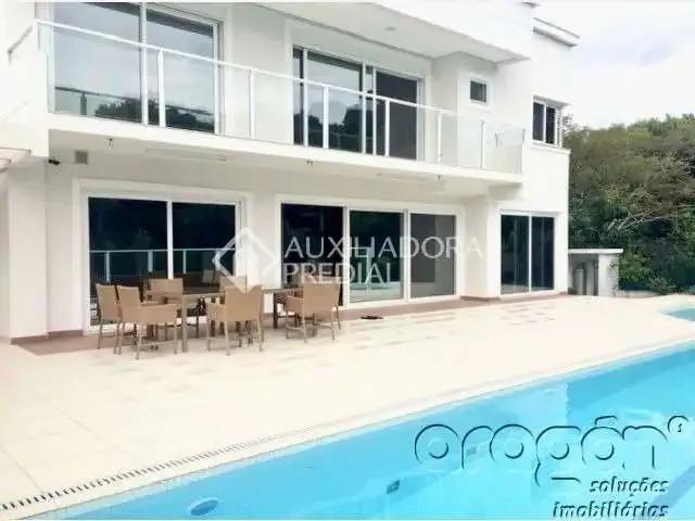 Casa / Sobrado para Locação em Florianópolis/SC Jurerê Internacional 6 Quartos