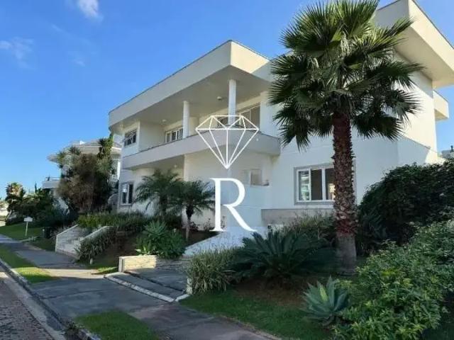 Casa / Sobrado para Locação em Florianópolis/SC Jurerê Internacional 6 Quartos