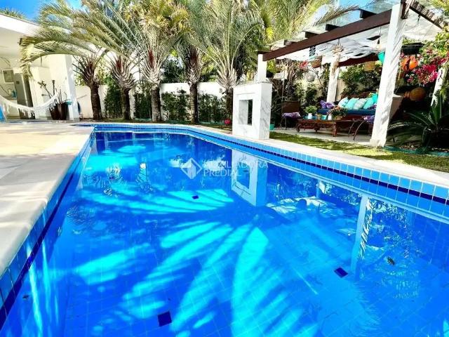 Casa / Sobrado para Locação em Florianópolis/SC Jurerê Internacional 6 Quartos