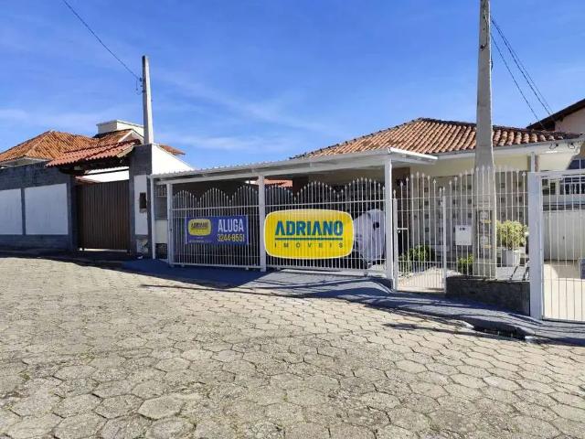 Casa / Sobrado para Locação em Florianópolis/SC Jardim Atlântico 2 Quartos