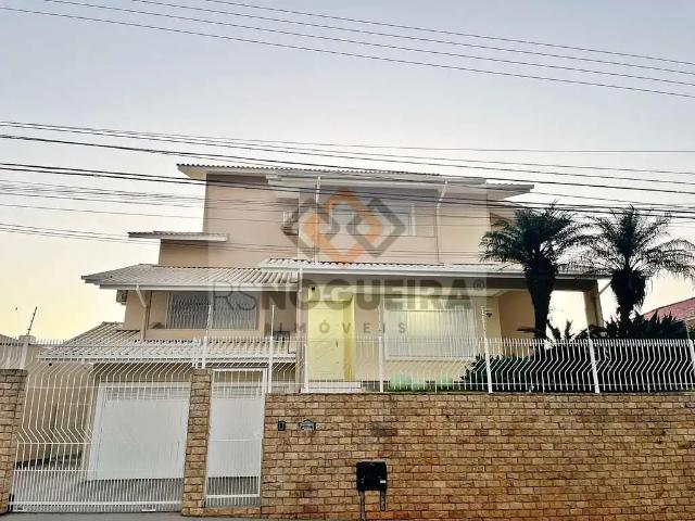 Casa / Sobrado para Locação em Florianópolis/SC Jardim Atlântico 4 Quartos
