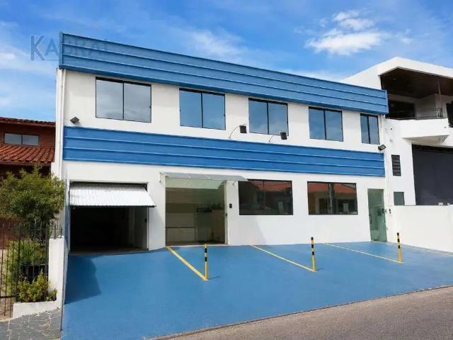 Casa / Sobrado para Locação em Florianópolis/SC Jardim Atlântico