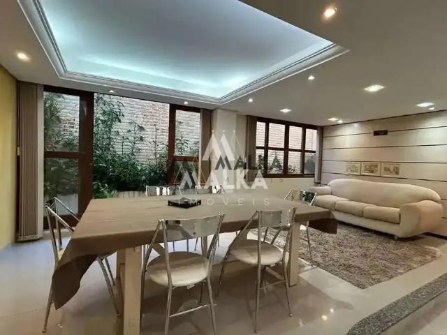 Casa / Sobrado para Locação em Florianópolis/SC João Paulo 5 Quartos