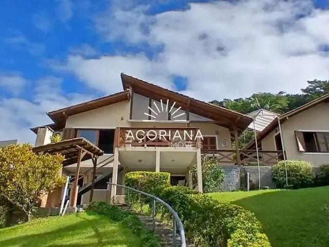 Casa / Sobrado para Locação em Florianópolis/SC Lagoa da Conceição 3 Quartos