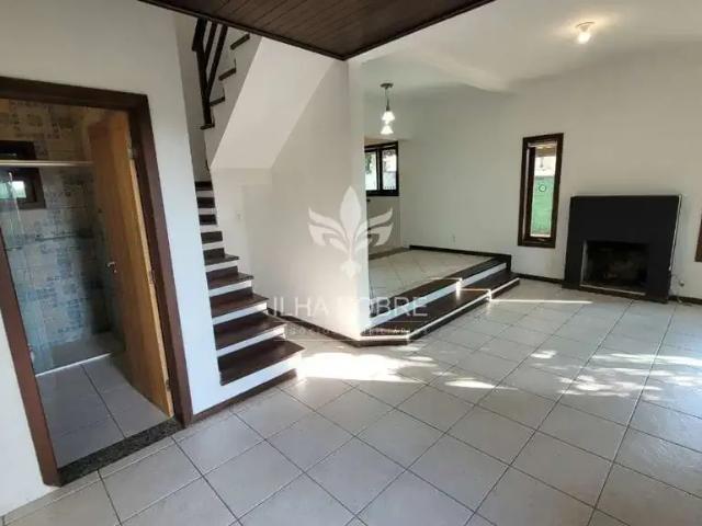 Casa / Sobrado para Locação em Florianópolis/SC Lagoa da Conceição 3 Quartos
