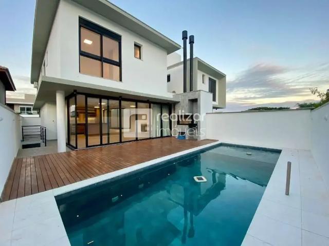 Casa / Sobrado para Locação em Florianópolis/SC Lagoa da Conceição 4 Quartos