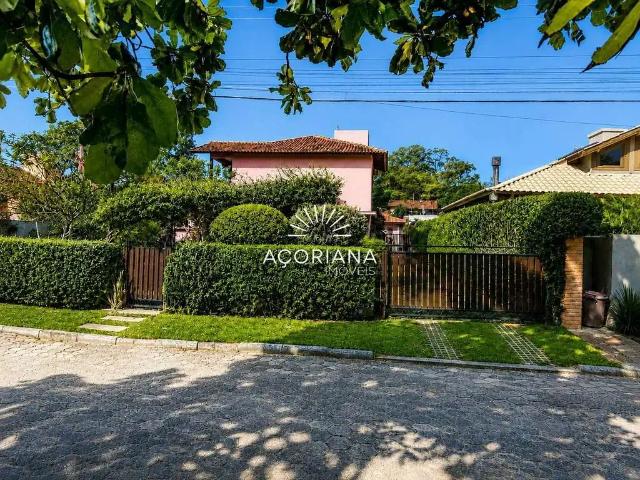 Casa / Sobrado para Locação em Florianópolis/SC Lagoa da Conceição 4 Quartos