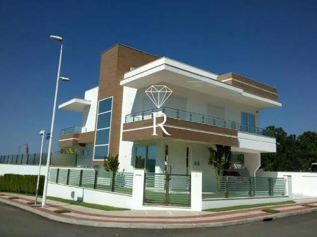 Casa / Sobrado para Locação em Florianópolis/SC Lagoa da Conceição 4 Quartos