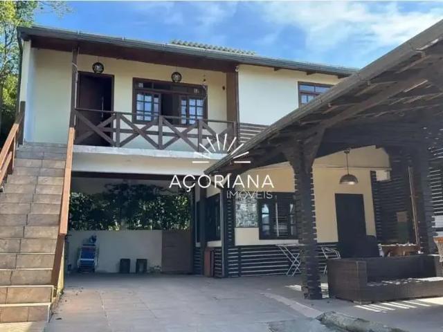 Casa / Sobrado para Locação em Florianópolis/SC Pântano do Sul 3 Quartos