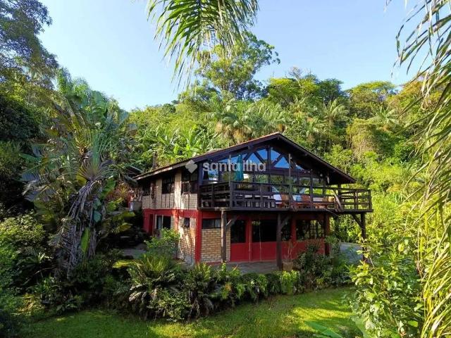 Casa / Sobrado para Locação em Florianópolis/SC Pântano do Sul 6 Quartos