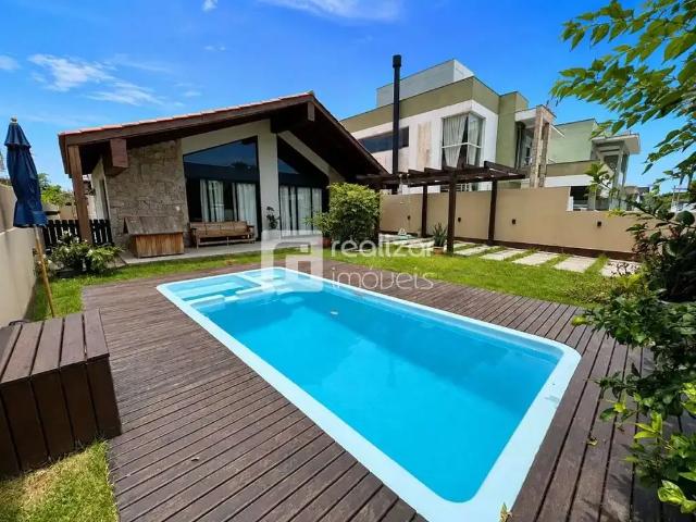 Casa / Sobrado para Locação em Florianópolis/SC Ribeirão da Ilha 3 Quartos
