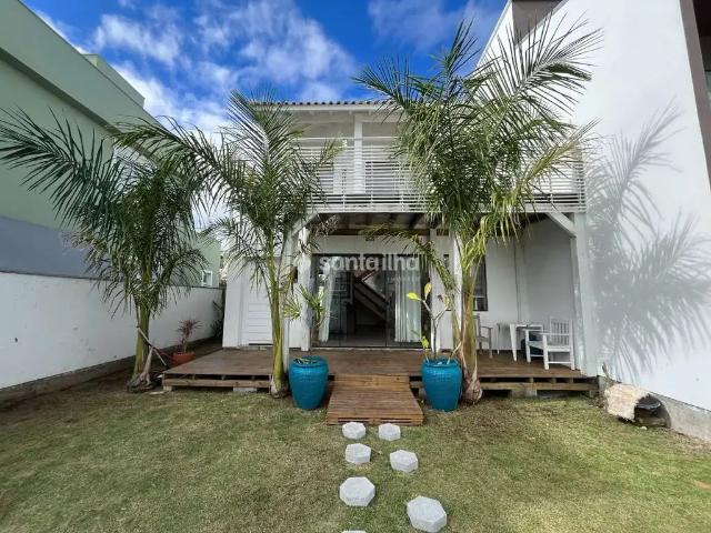 Casa / Sobrado para Locação em Florianópolis/SC Ribeirão da Ilha 3 Quartos