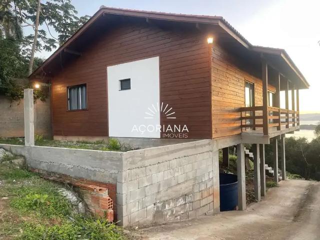 Casa / Sobrado para Locação em Florianópolis/SC Ribeirão da Ilha 3 Quartos