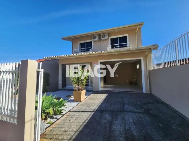 Casa / Sobrado para Locação em Florianópolis/SC Ribeirão da Ilha 3 Quartos