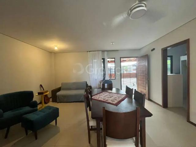 Casa / Sobrado para Locação em Florianópolis/SC Ribeirão da Ilha 2 Quartos