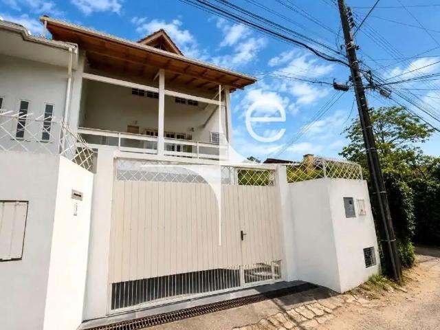Casa / Sobrado para Locação em Florianópolis/SC Rio Tavares 1 Quartos