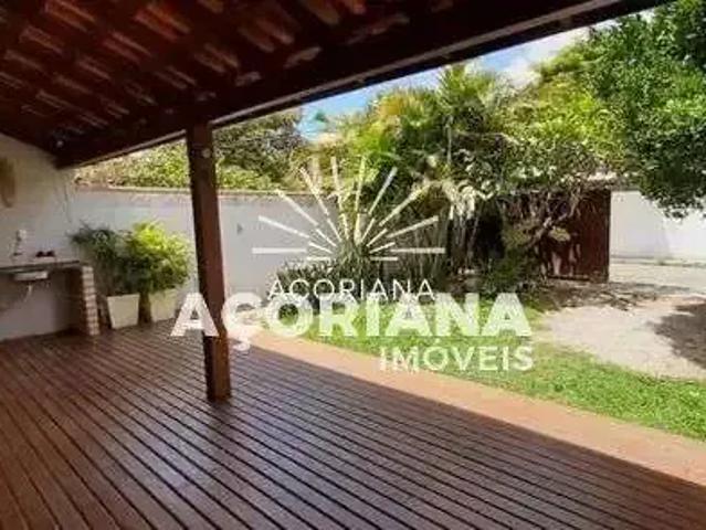 Casa / Sobrado para Locação em Florianópolis/SC Rio Tavares 2 Quartos