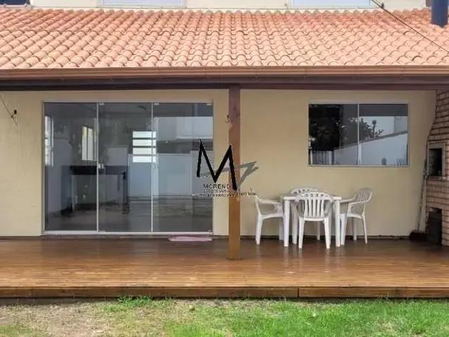 Casa / Sobrado para Locação em Florianópolis/SC Rio Tavares 2 Quartos