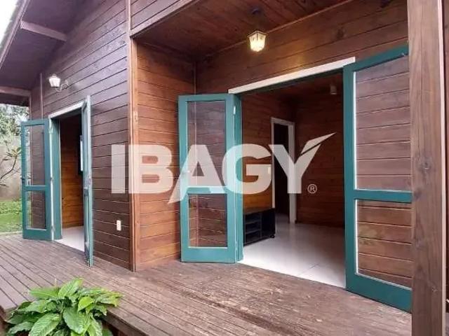 Casa / Sobrado para Locação em Florianópolis/SC Rio Tavares 3 Quartos