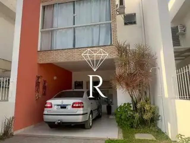 Casa / Sobrado para Locação em Florianópolis/SC Rio Tavares 3 Quartos