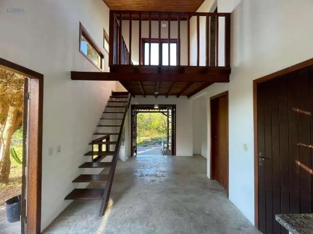 Casa / Sobrado para Locação em Florianópolis/SC São João do Rio Vermelho 1 Quartos