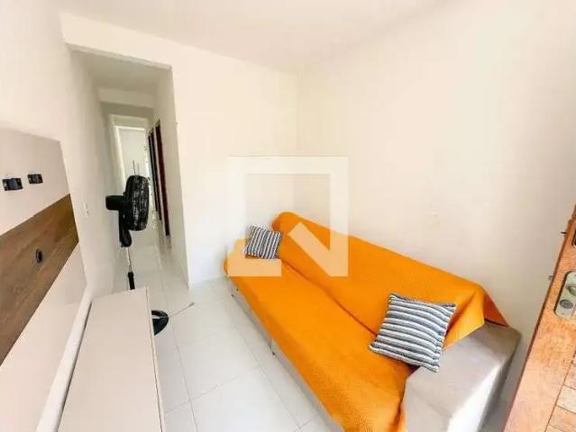 Casa / Sobrado para Locação em Florianópolis/SC São João do Rio Vermelho 2 Quartos