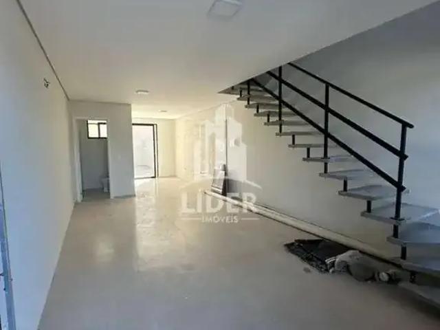 Casa / Sobrado para Locação em Florianópolis/SC São João do Rio Vermelho 2 Quartos