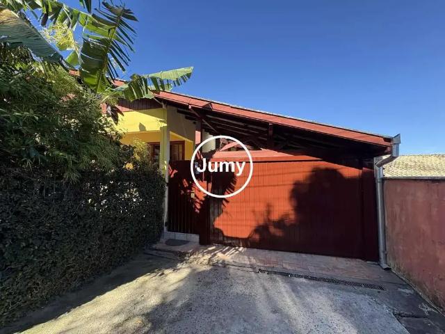 Casa / Sobrado para Locação em Florianópolis/SC Saco Grande 4 Quartos