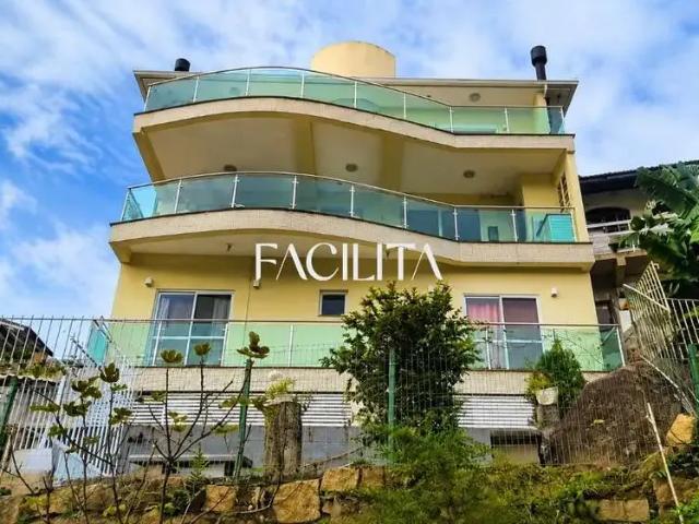 Casa / Sobrado para Locação em Florianópolis/SC Saco Grande 4 Quartos