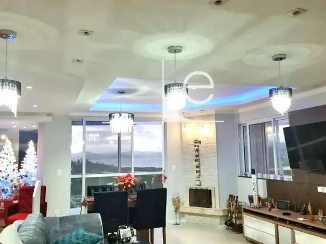 Casa / Sobrado para Locação em Florianópolis/SC Saco Grande 4 Quartos