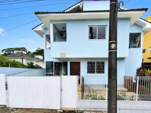 Casa / Sobrado para Locação em Florianópolis/SC Santa Mônica 3 Quartos