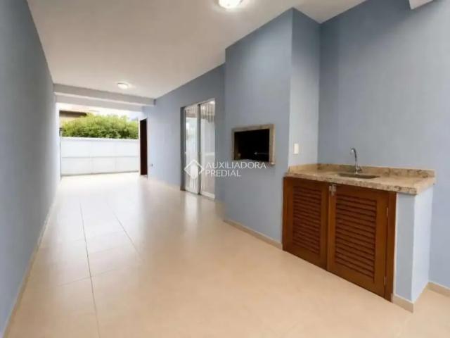 Casa / Sobrado para Locação em Florianópolis/SC Santa Mônica 3 Quartos
