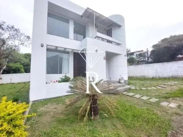Casa / Sobrado para Locação em Florianópolis/SC Santinho 2 Quartos