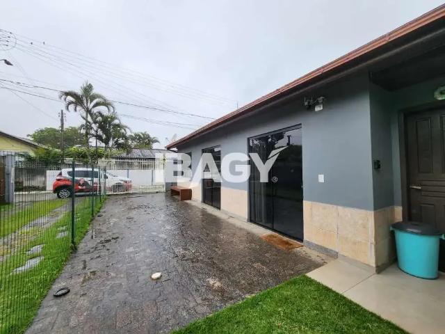 Casa / Sobrado para Locação em Florianópolis/SC Tapera 2 Quartos