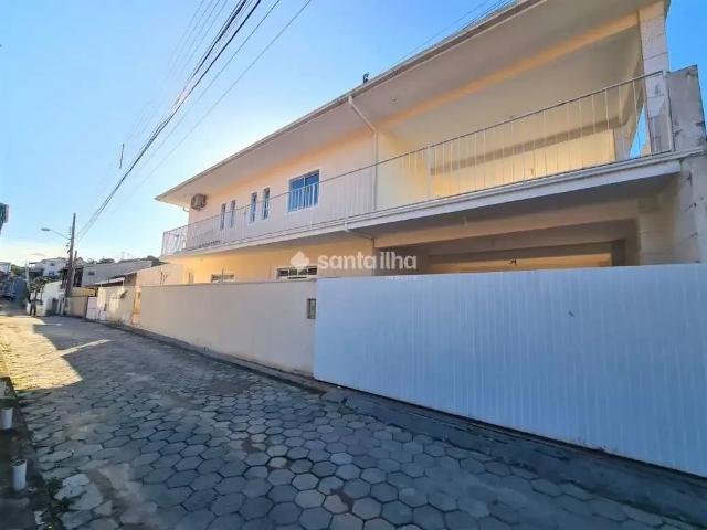 Casa / Sobrado para Locação em Florianópolis/SC Tapera 2 Quartos