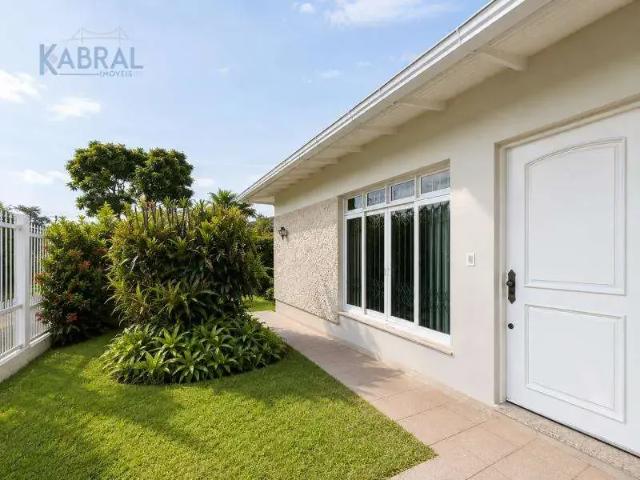 Casa / Sobrado para Locação em Florianópolis/SC Trindade 3 Quartos