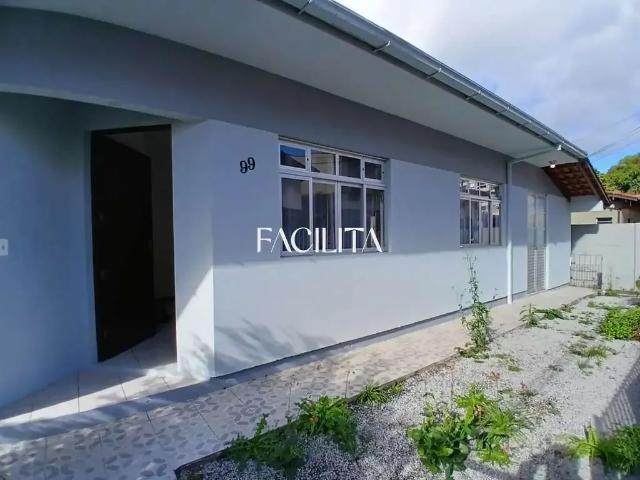 Casa / Sobrado para Locação em Florianópolis/SC Trindade 4 Quartos
