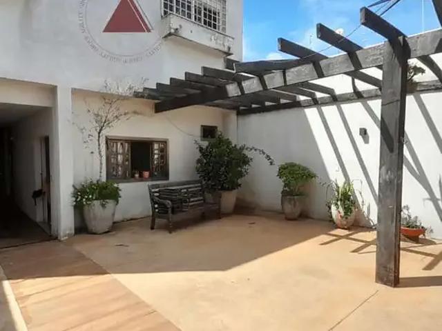 Casa / Sobrado para Locação em Franca/SP Cidade Nova 5 Quartos