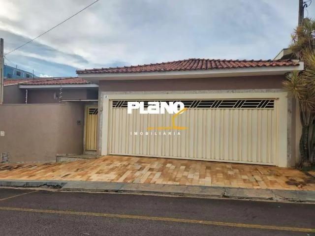 Casa / Sobrado para Locação em Franca/SP São José 3 Quartos