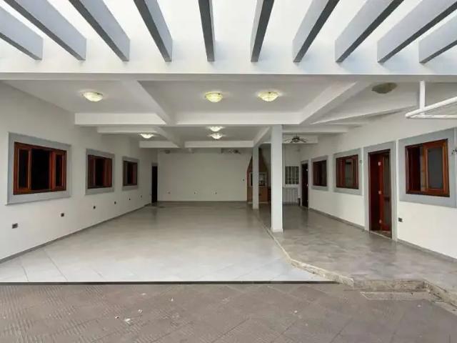 Casa / Sobrado para Locação em Indaiatuba/SP Aqui se Vive 5 Quartos